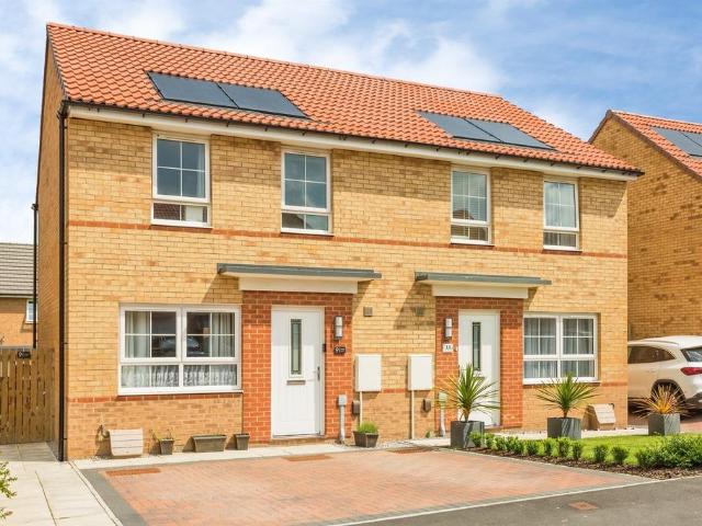 3 bedroom semi detached house for sale