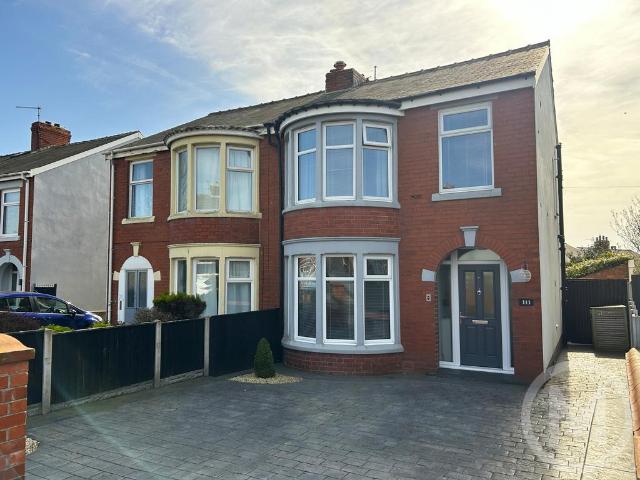 3 bedroom semi detached house for sale