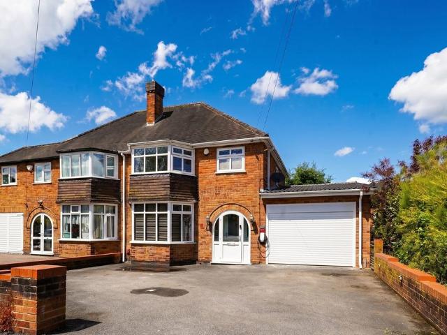 3 bedroom semi detached house for sale