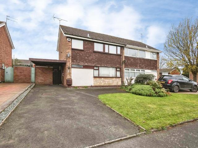 3 bedroom semi detached house for sale