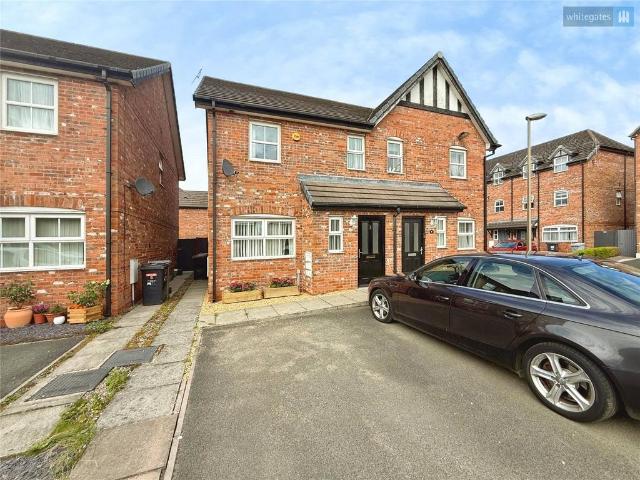 3 bedroom semi detached house for sale