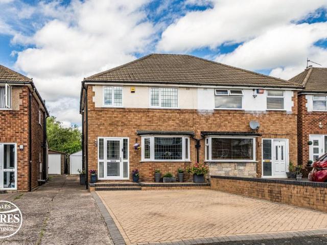 3 bedroom semi detached house for sale