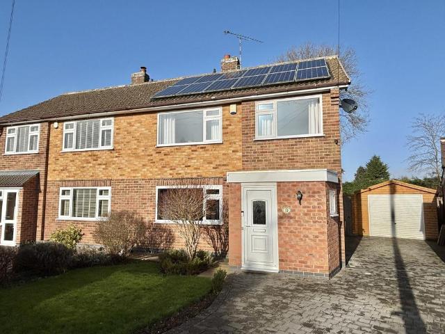 3 bedroom semi detached house for sale