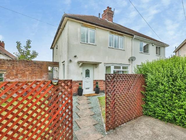 3 bedroom semi detached house for sale