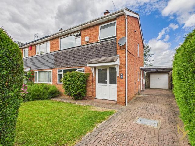 3 bedroom semi detached house for sale