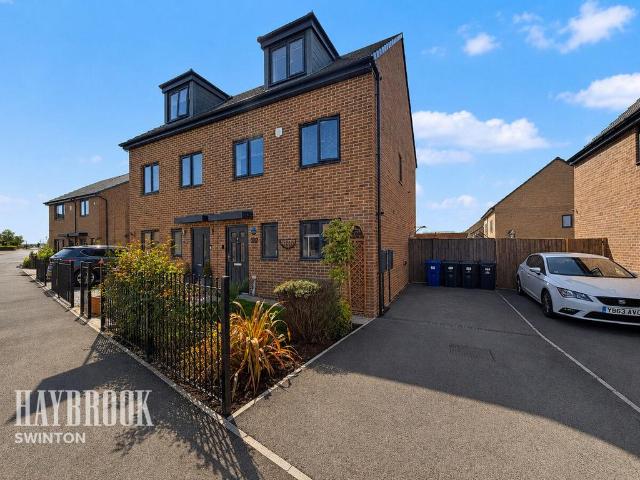 3 bedroom semi detached house for sale