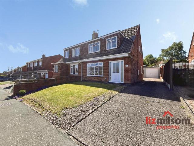 3 bedroom semi detached house for sale