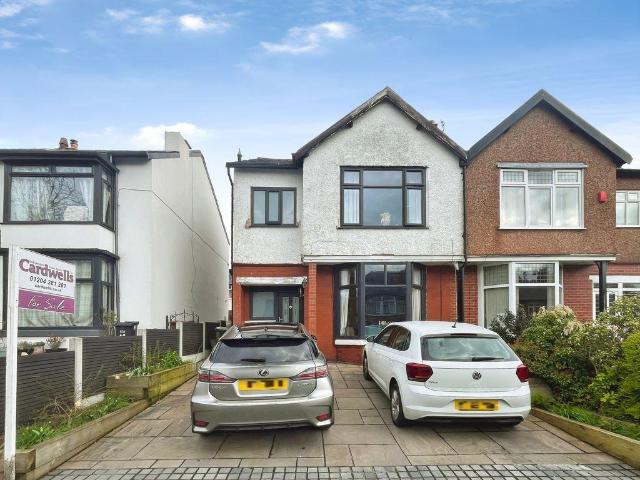 3 bedroom semi detached house for sale