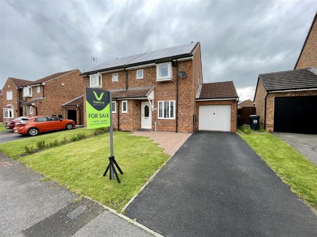 3 bedroom semi detached house for sale
