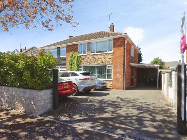 3 bedroom semi detached house for sale