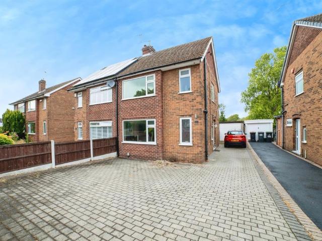 3 bedroom semi detached house for sale