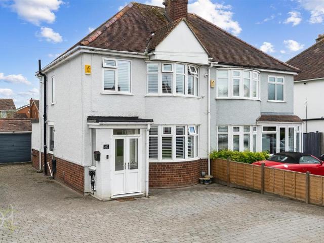 3 bedroom semi detached house for sale