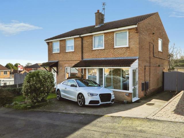 3 bedroom semi detached house for sale