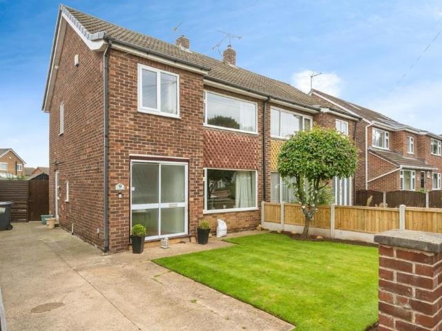 3 bedroom semi detached house for sale