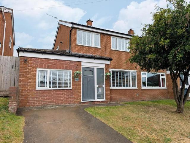 3 bedroom semi detached house for sale