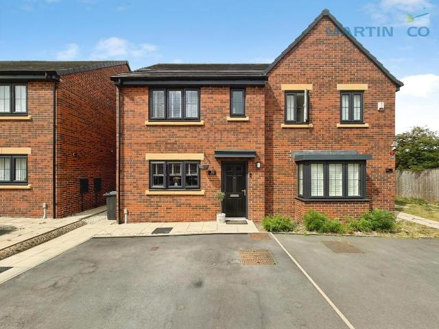 3 bedroom semi detached house for sale