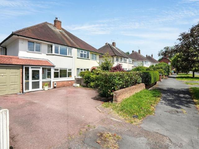 3 bedroom semi detached house for sale
