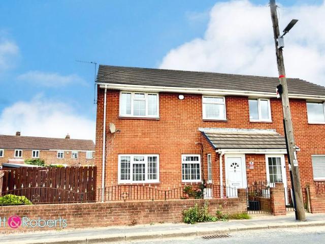 3 bedroom semi detached house for sale
