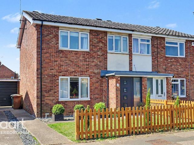 3 bedroom semi detached house for sale