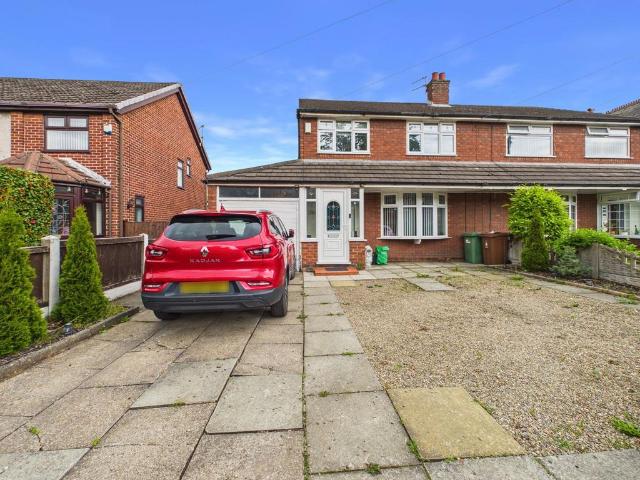 3 bedroom semi detached house for sale