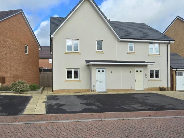 3 bedroom semi detached house for sale