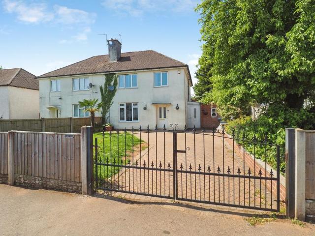 3 bedroom semi detached house for sale