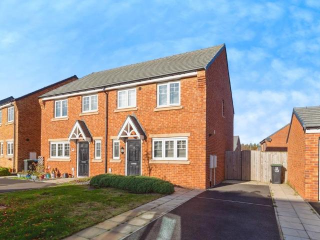 3 bedroom semi detached house for sale