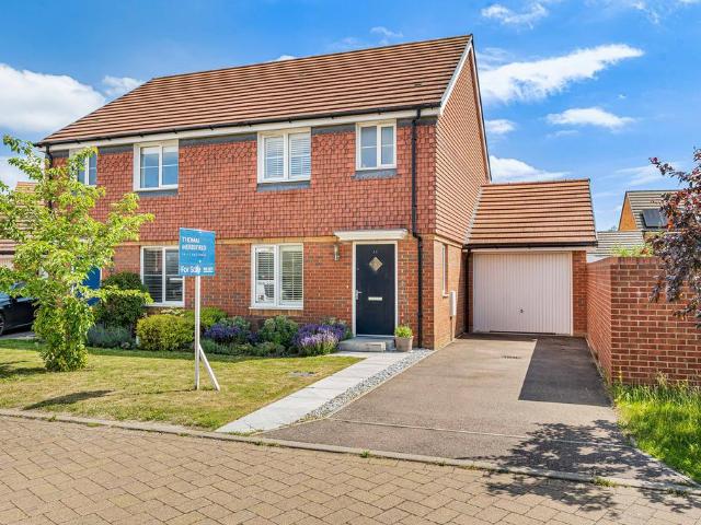 3 bedroom semi detached house for sale