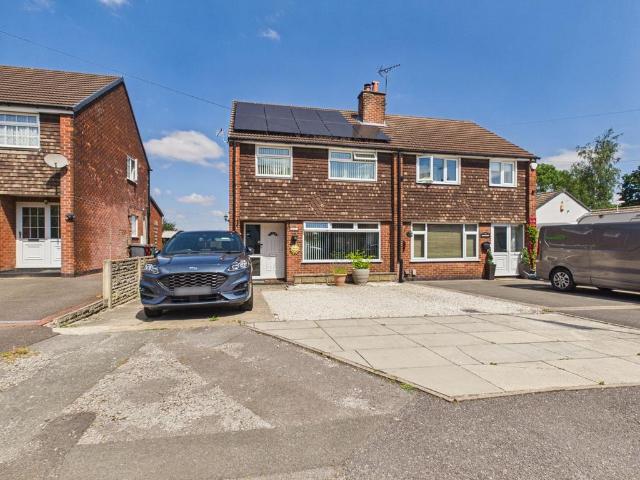 3 bedroom semi detached house for sale