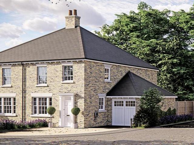 3 bedroom semi detached house for sale