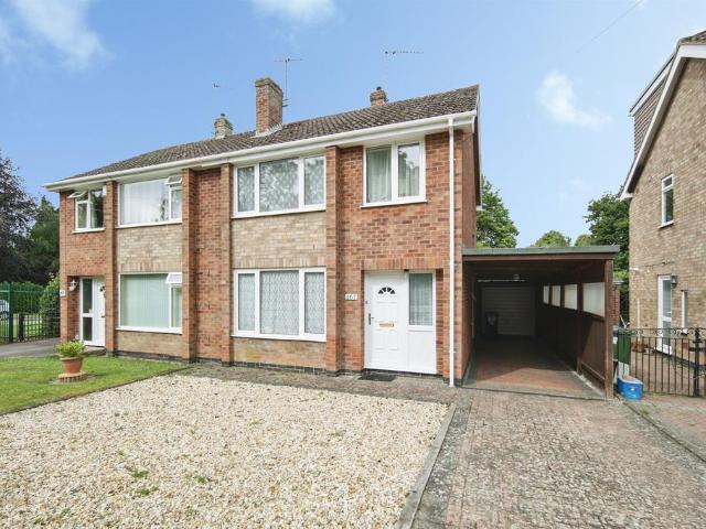 3 bedroom semi detached house for sale