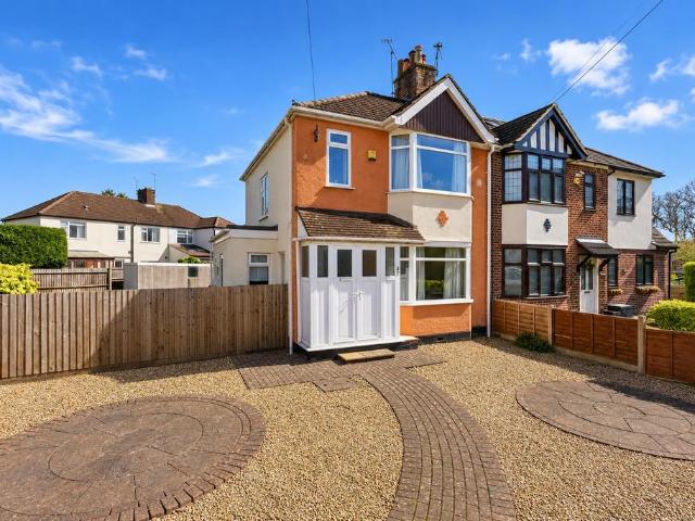 3 bedroom semi detached house for sale