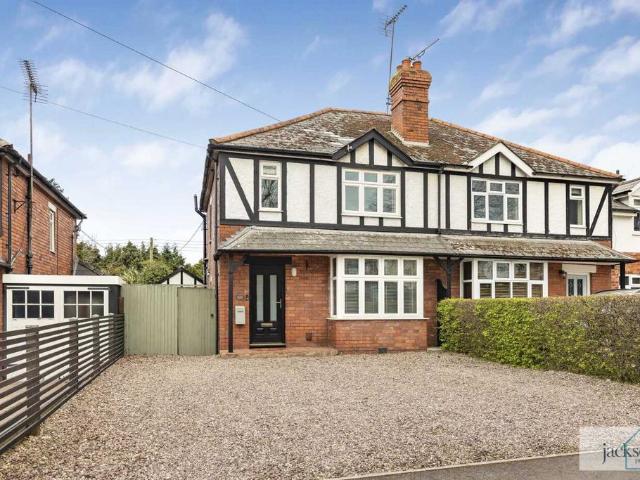 3 bedroom semi detached house for sale