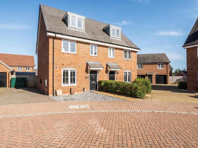 3 bedroom semi detached house for sale