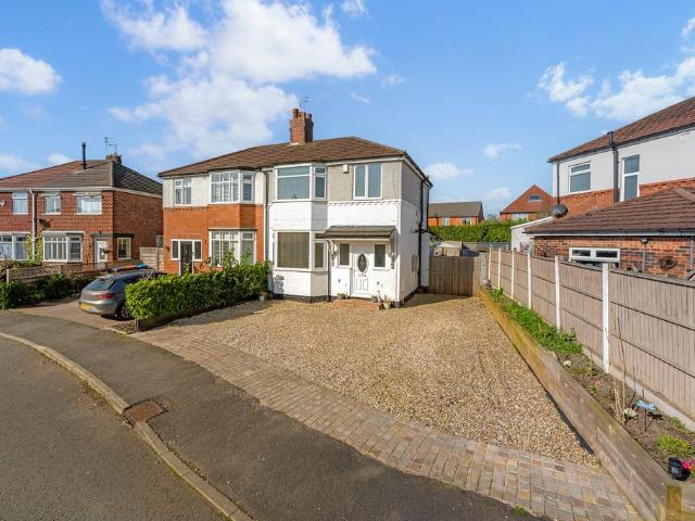 3 bedroom semi detached house for sale