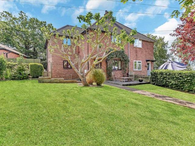 3 bedroom semi detached house for sale