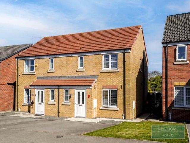 3 bedroom semi detached house for sale