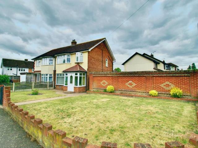 3 bedroom semi detached house for sale