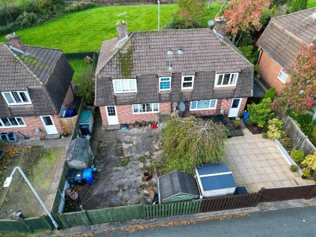 3 bedroom semi detached house for sale