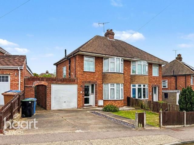 3 bedroom semi detached house for sale
