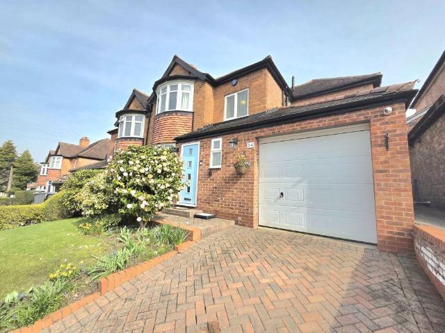 3 bedroom semi detached house for sale