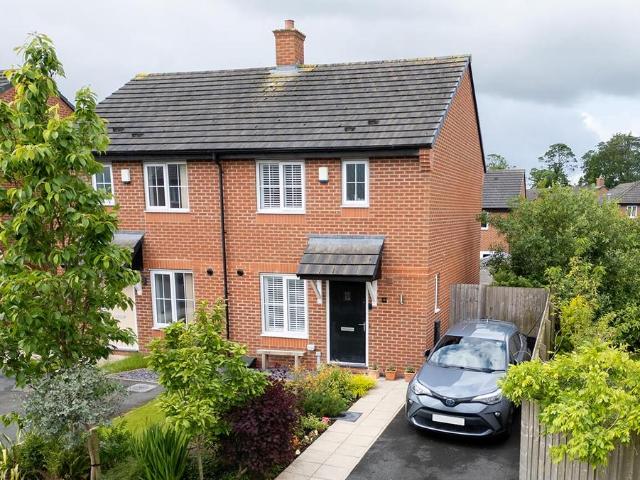 3 bedroom semi detached house for sale