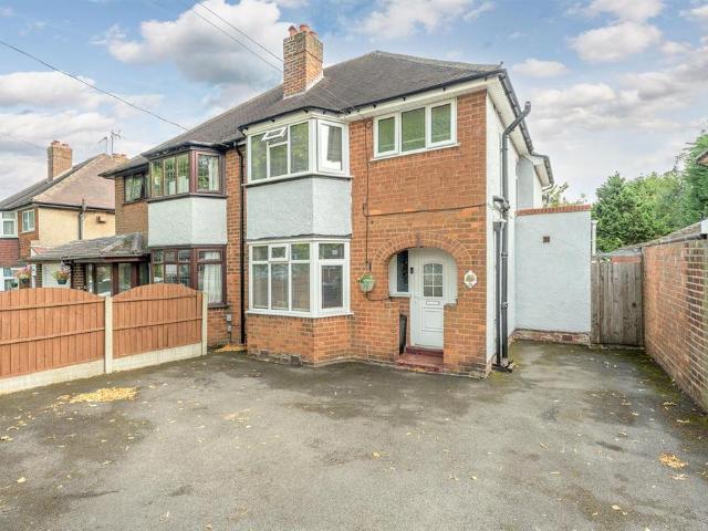 3 bedroom semi detached house for sale