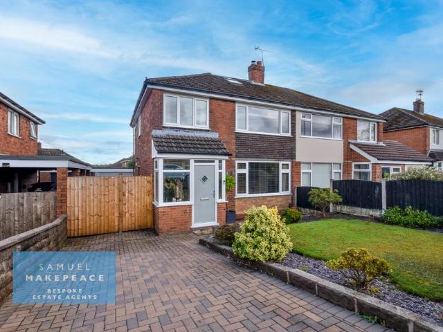 3 bedroom semi detached house for sale