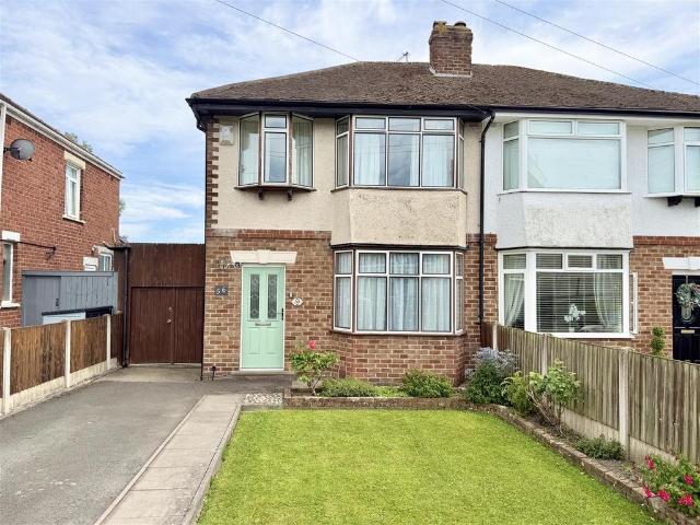 3 bedroom semi detached house for sale