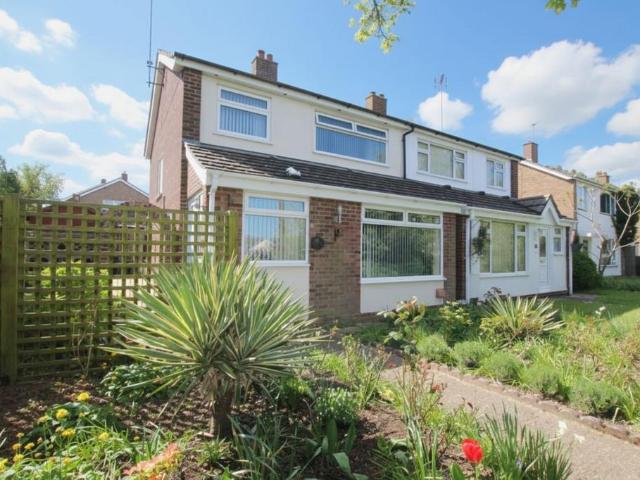3 bedroom semi detached house for sale