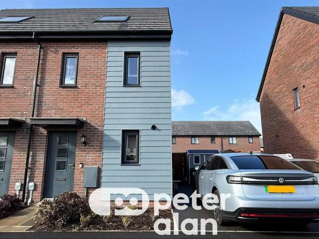 3 bedroom semi detached house for sale