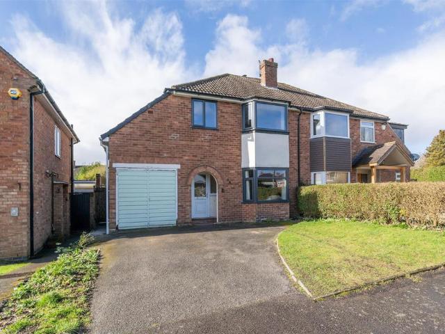 3 bedroom semi detached house for sale