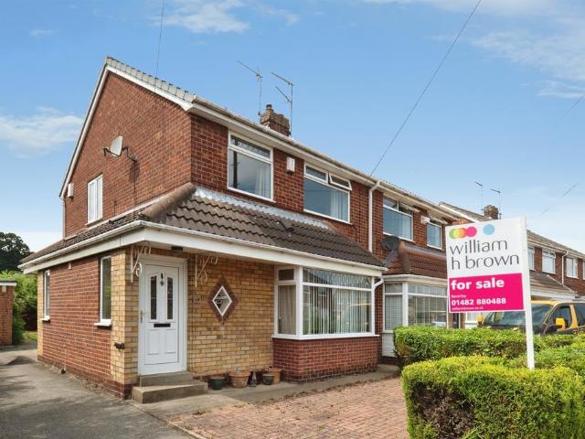 3 bedroom semi detached house for sale