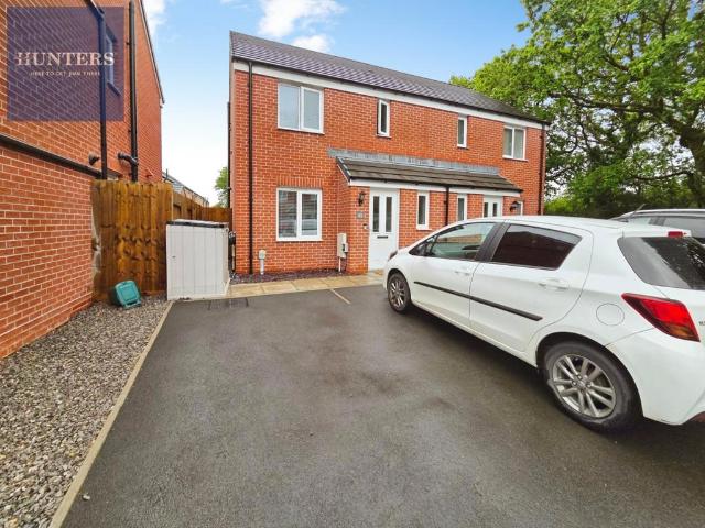 3 bedroom semi detached house for sale
